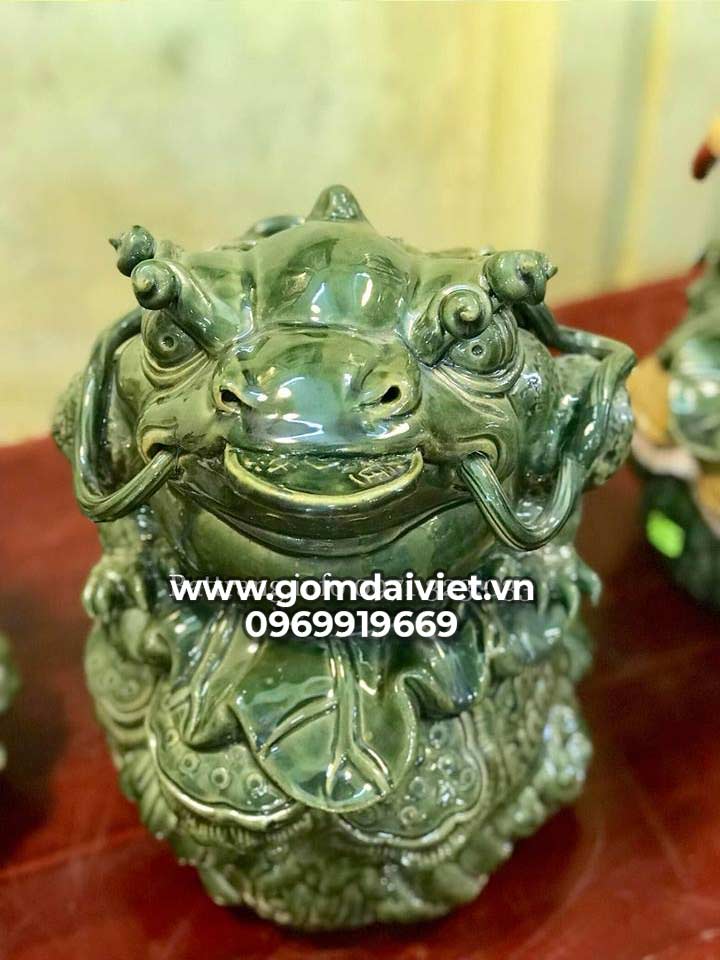 Cách đặt ông cóc ở ban thần tài, thờ ông cóc như thế nào